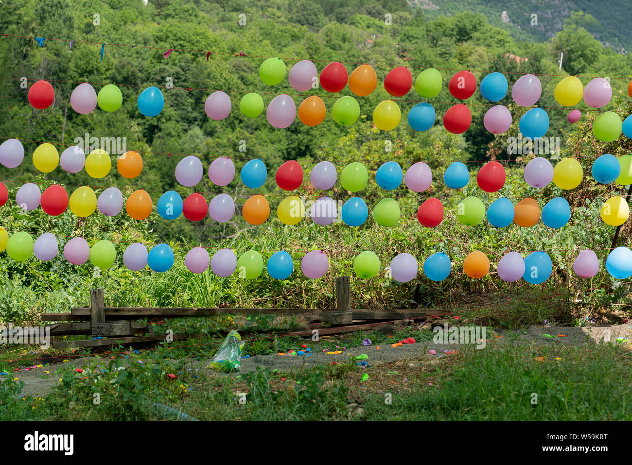 Balloon gun hi-res stock photography and images - Alamy