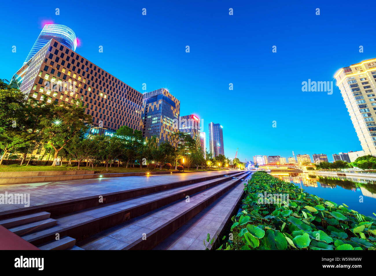 Ninbo hi-res stock photography and images - Alamy