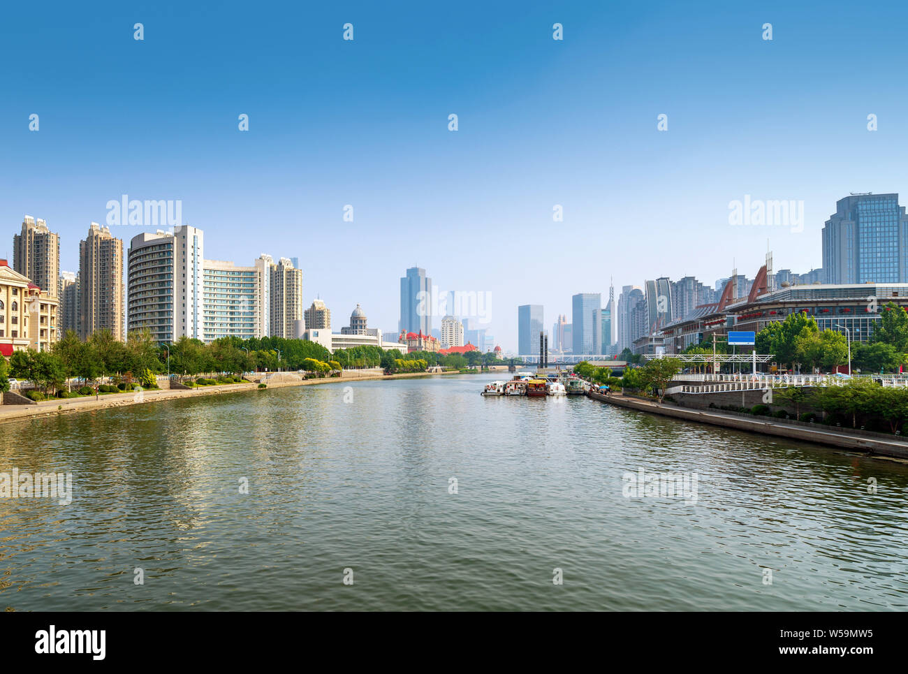 Tianjin in china commercial street hi-res stock photography and images ...