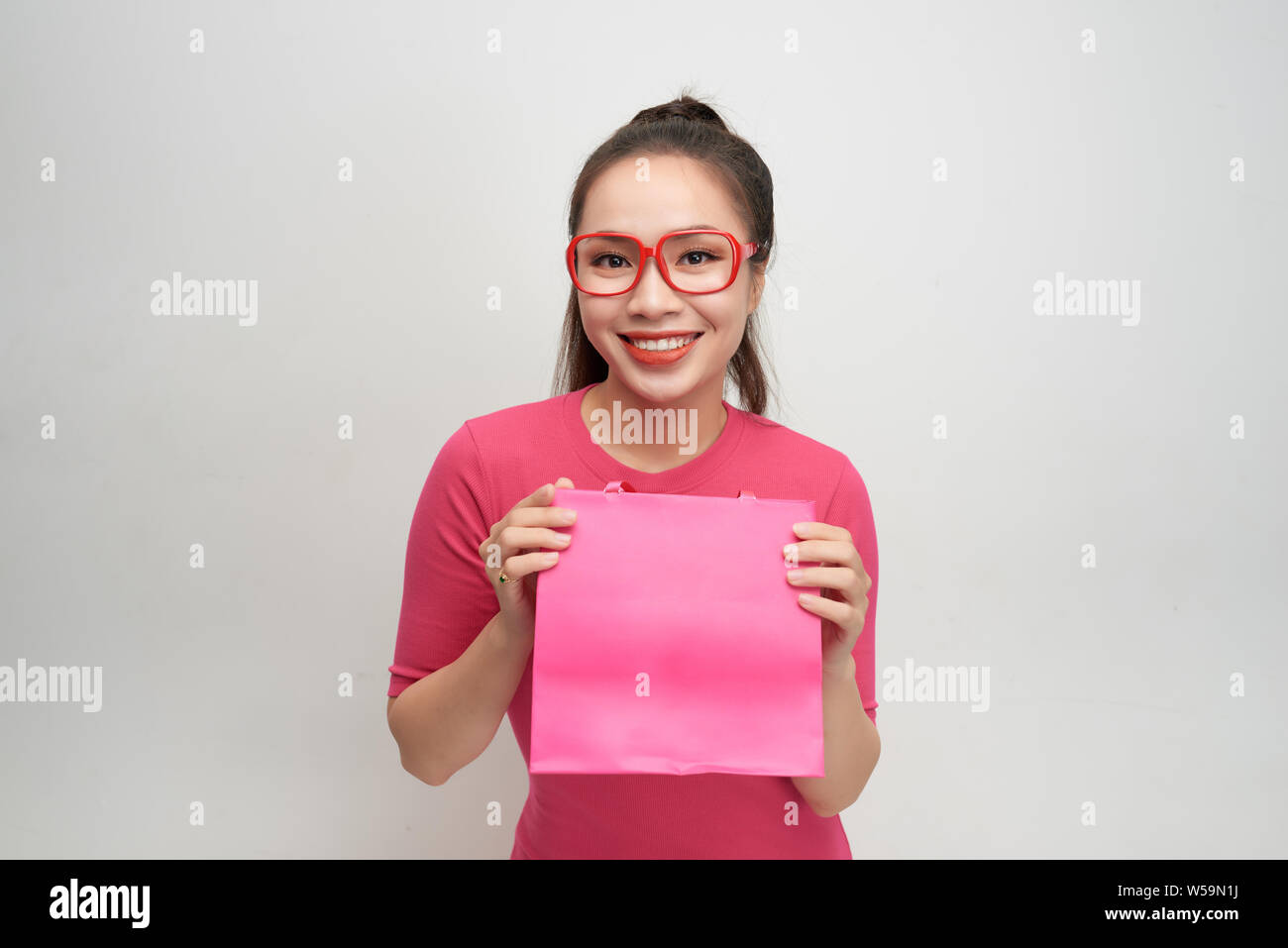 Pink packages hi-res stock photography and images - Alamy