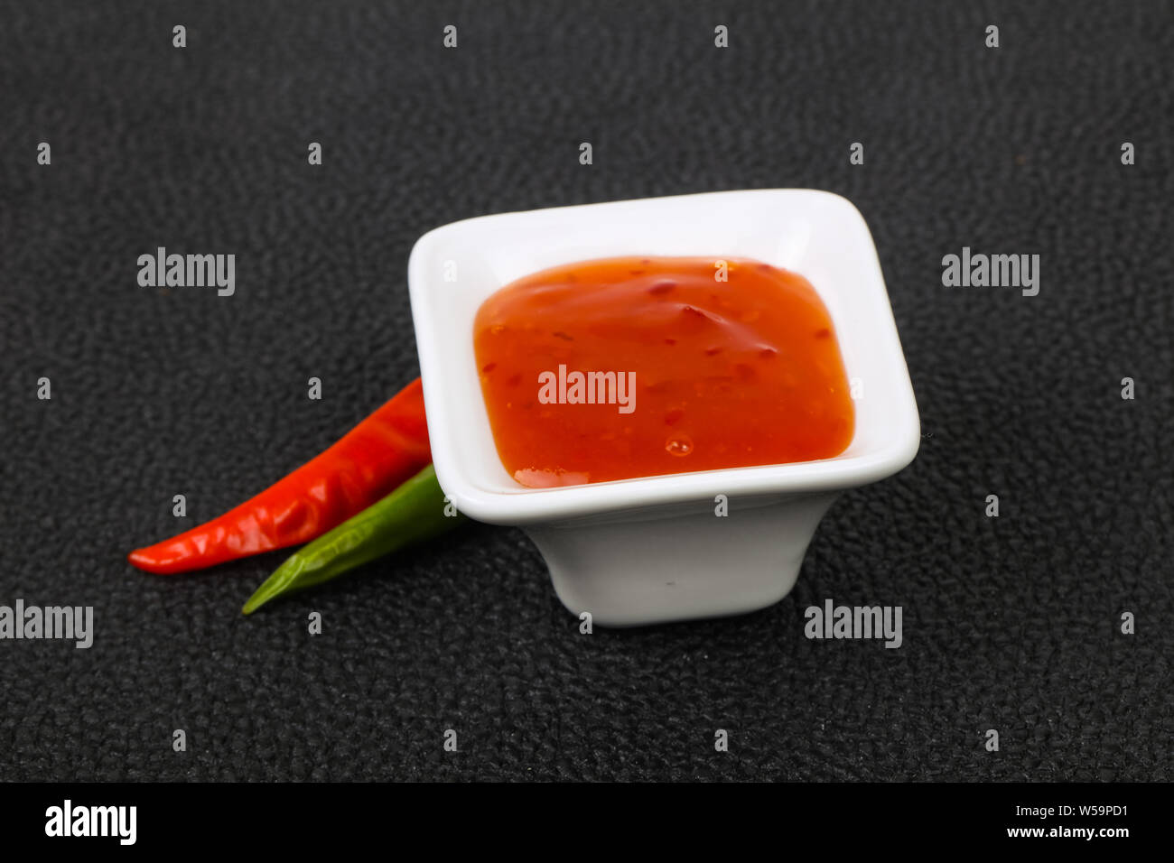 Sweet and spicy chilli sauce in the bowl Stock Photo - Alamy