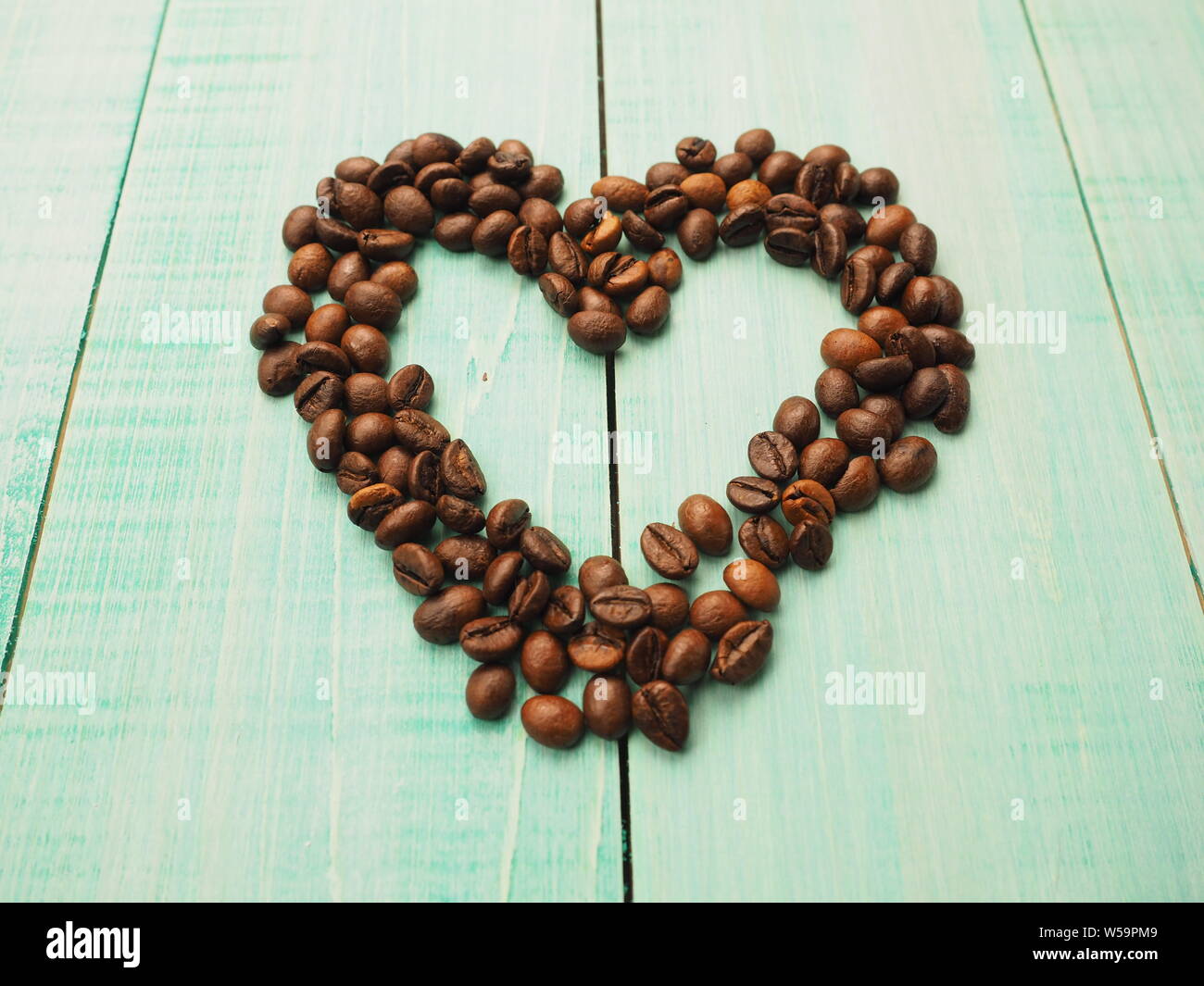 Valentine made coffee beans hi-res stock photography and images - Alamy
