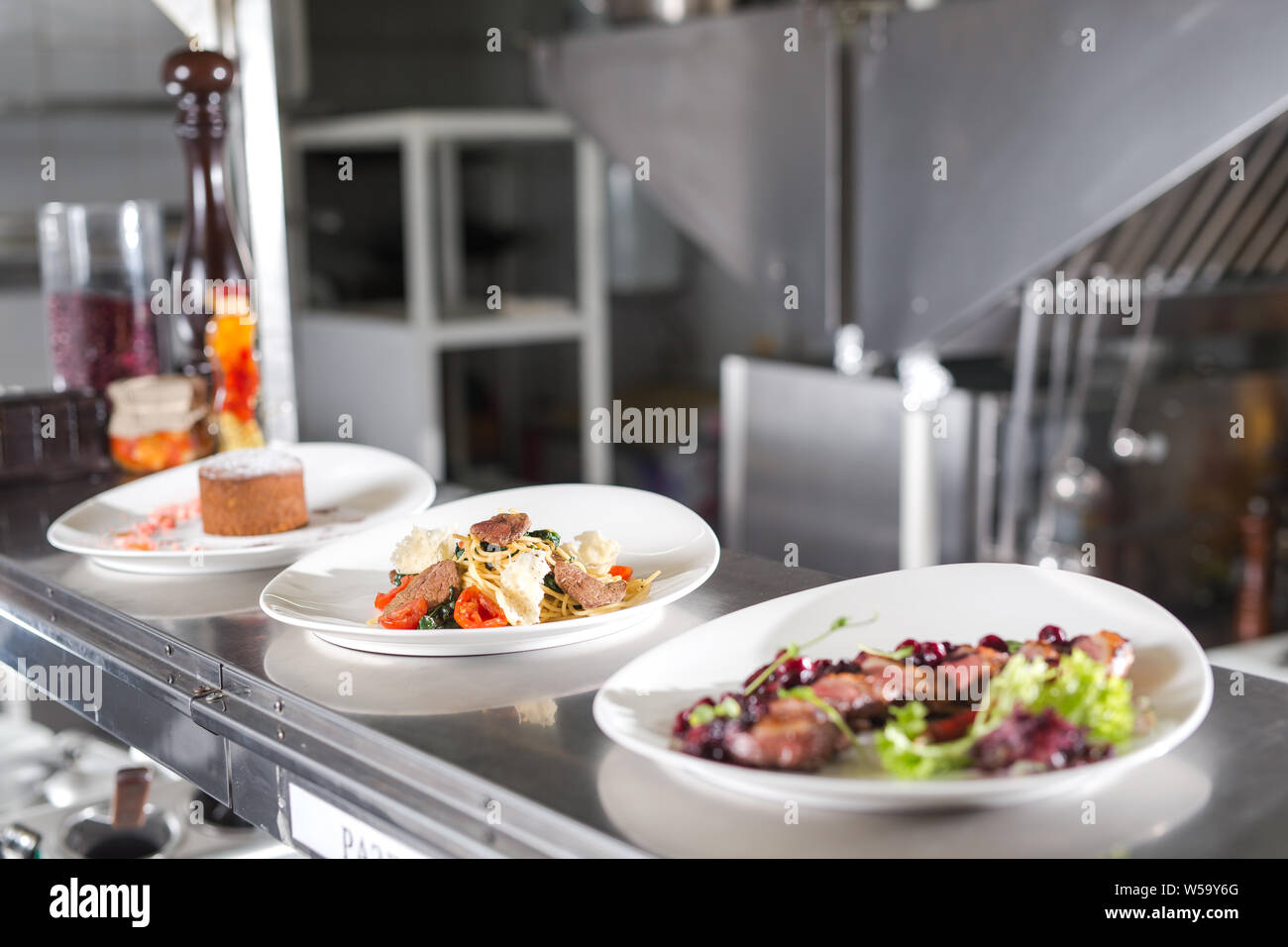 Distribution table hi-res stock photography and images - Alamy