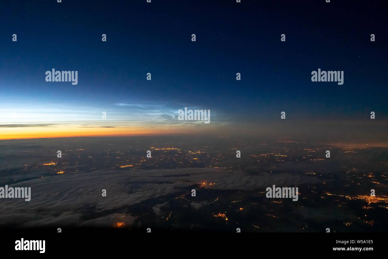 Sunset from 37.000ft Stock Photo - Alamy