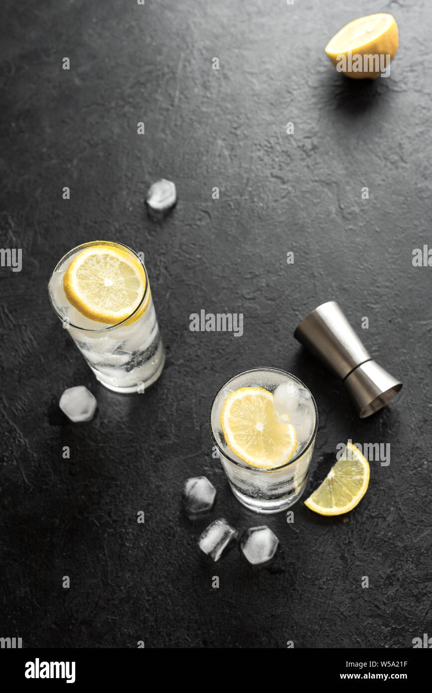 Alcohol drink (gin tonic cocktail, vodka cocktail, tom collins cocktail ...