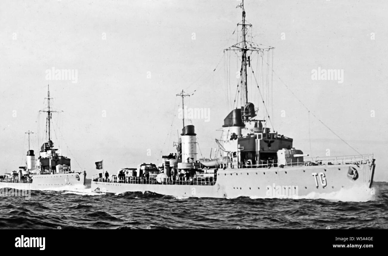 German Navy torpedo boats Tiger and Wolf Stock Photo - Alamy
