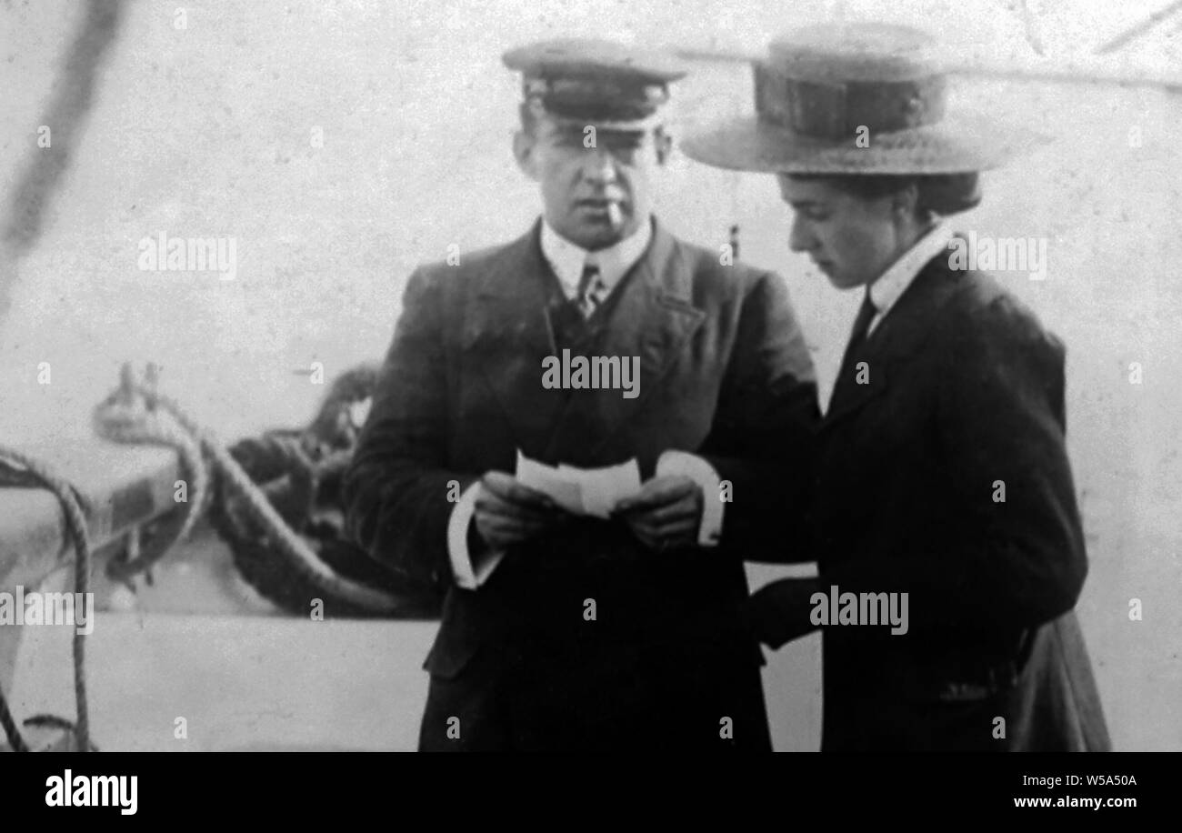 Ernest shackleton hi-res stock photography and images - Alamy