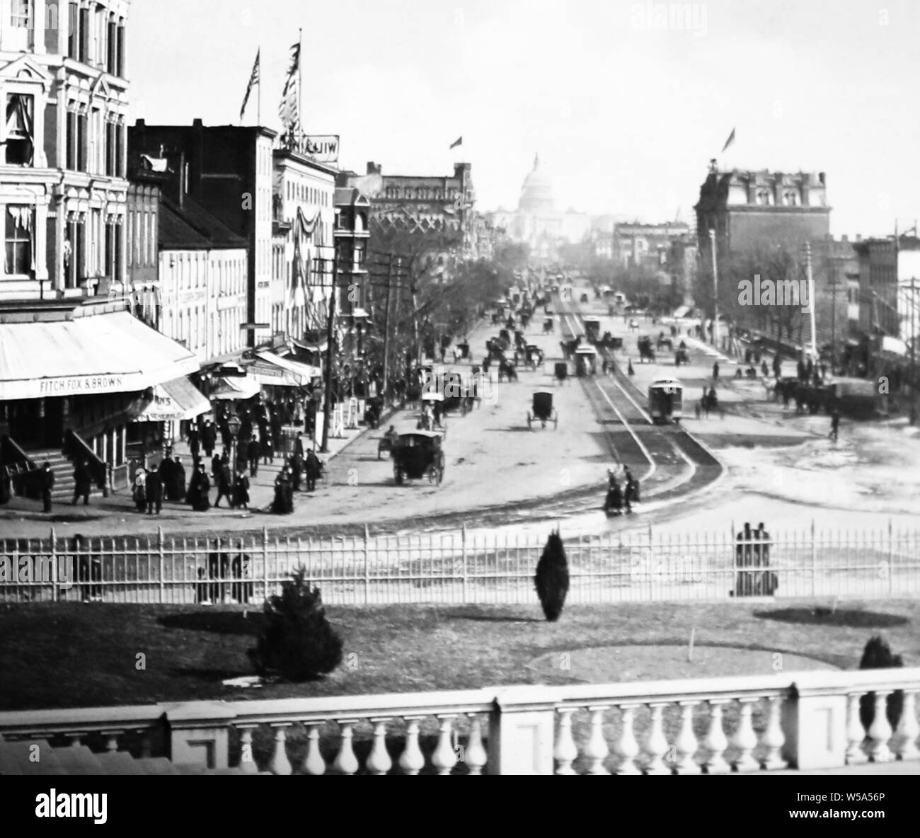 Washington avenue washington dc Black and White Stock Photos & Images ...