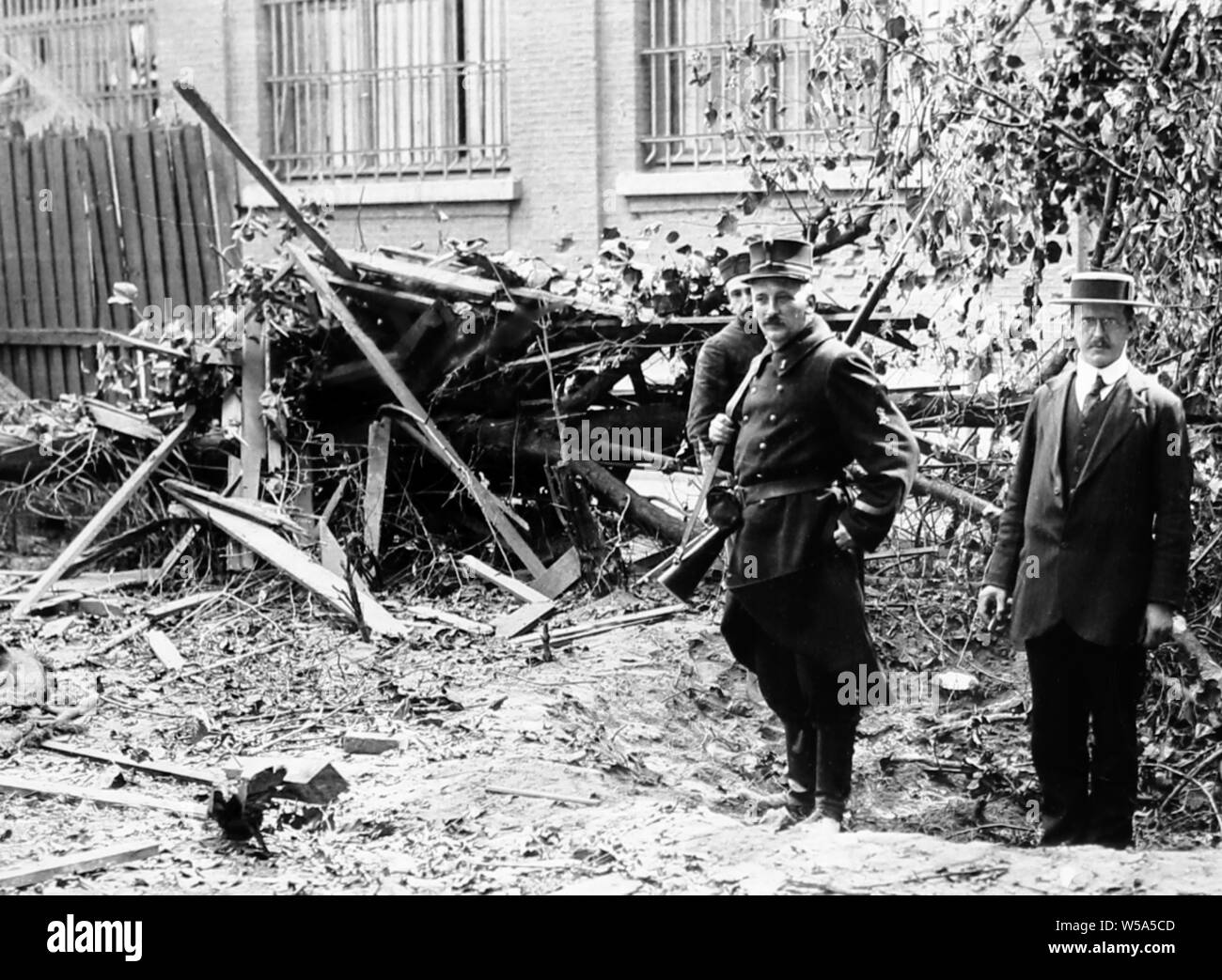 Bomb damage, Antwerp, Belgium in WW1 Stock Photo - Alamy