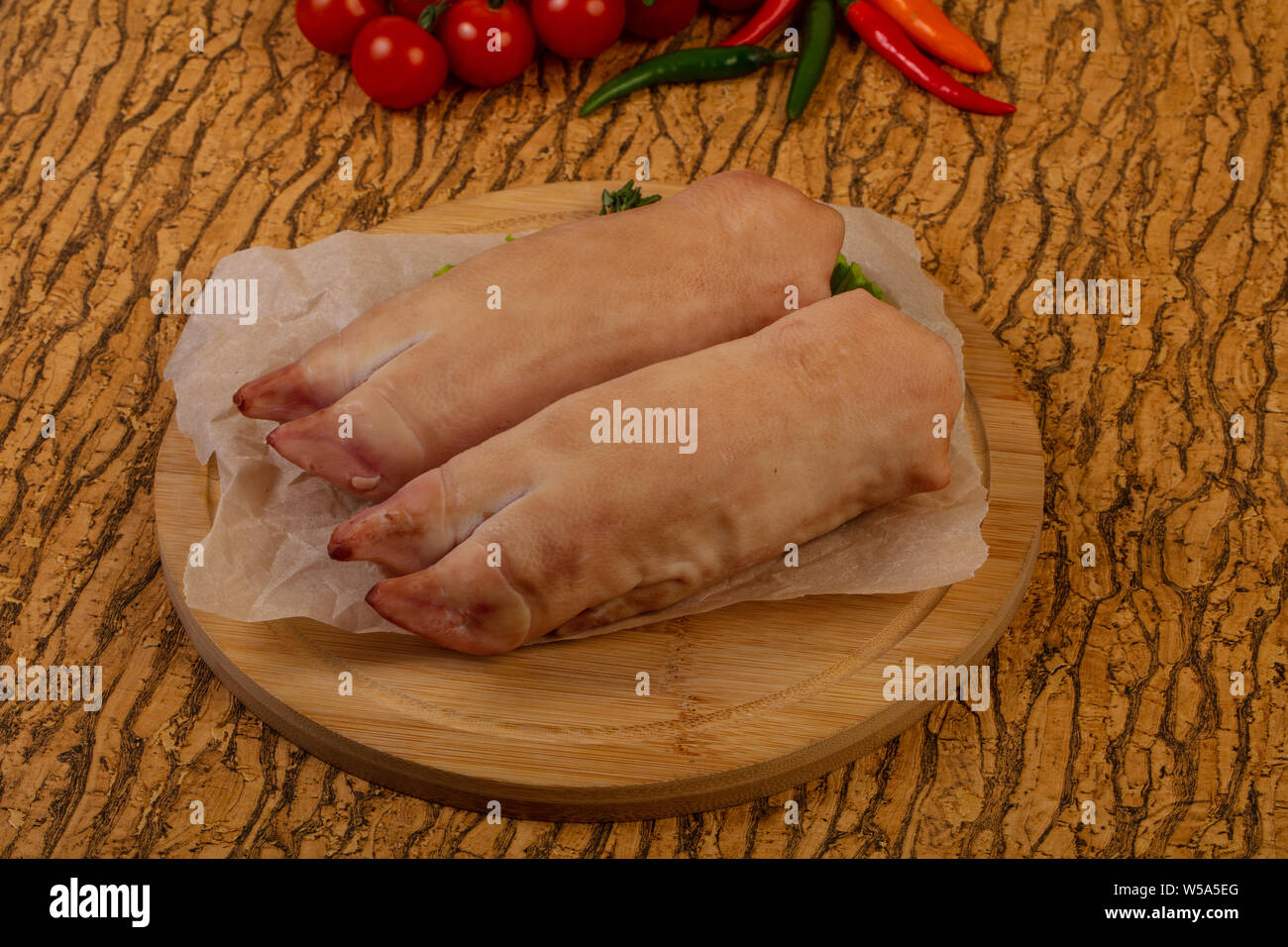 Raw pigs feet hi-res stock photography and images - Alamy