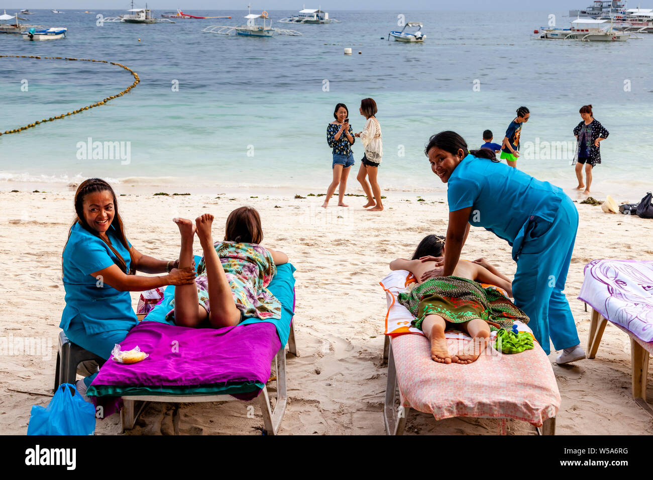 Massage on the beach hi-res stock photography and images - Alamy
