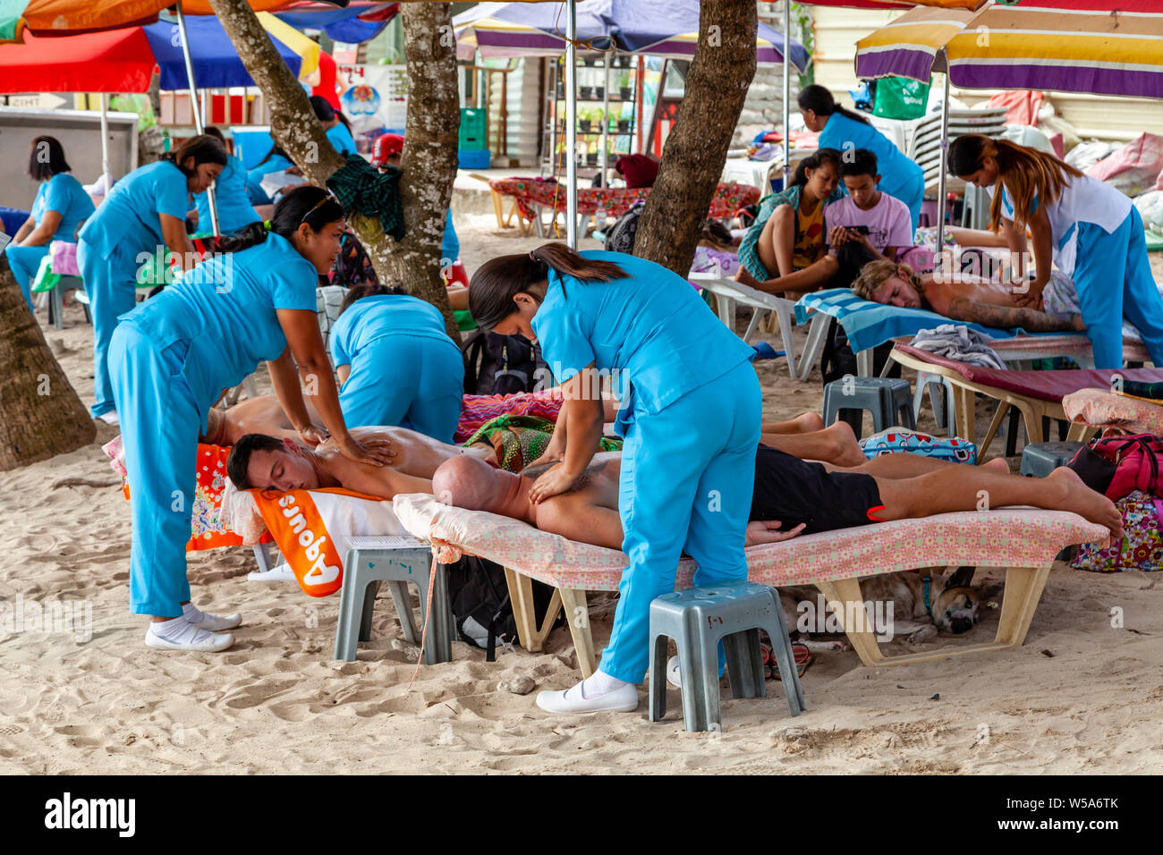 Massage on the beach hi-res stock photography and images - Alamy