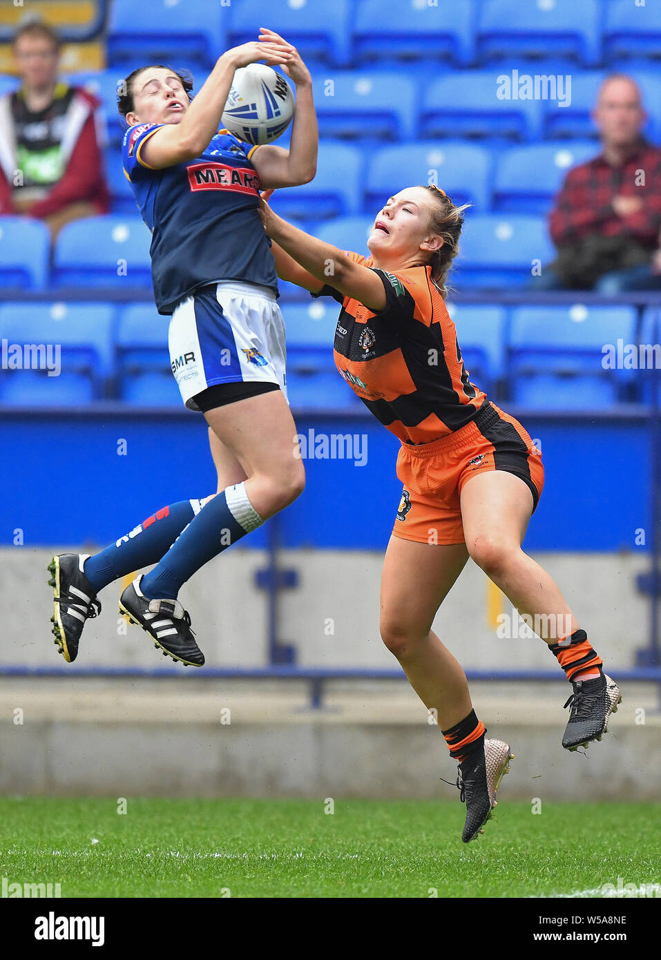 Rugby league womens challenge cup final bolton castleford leeds hi-res ...