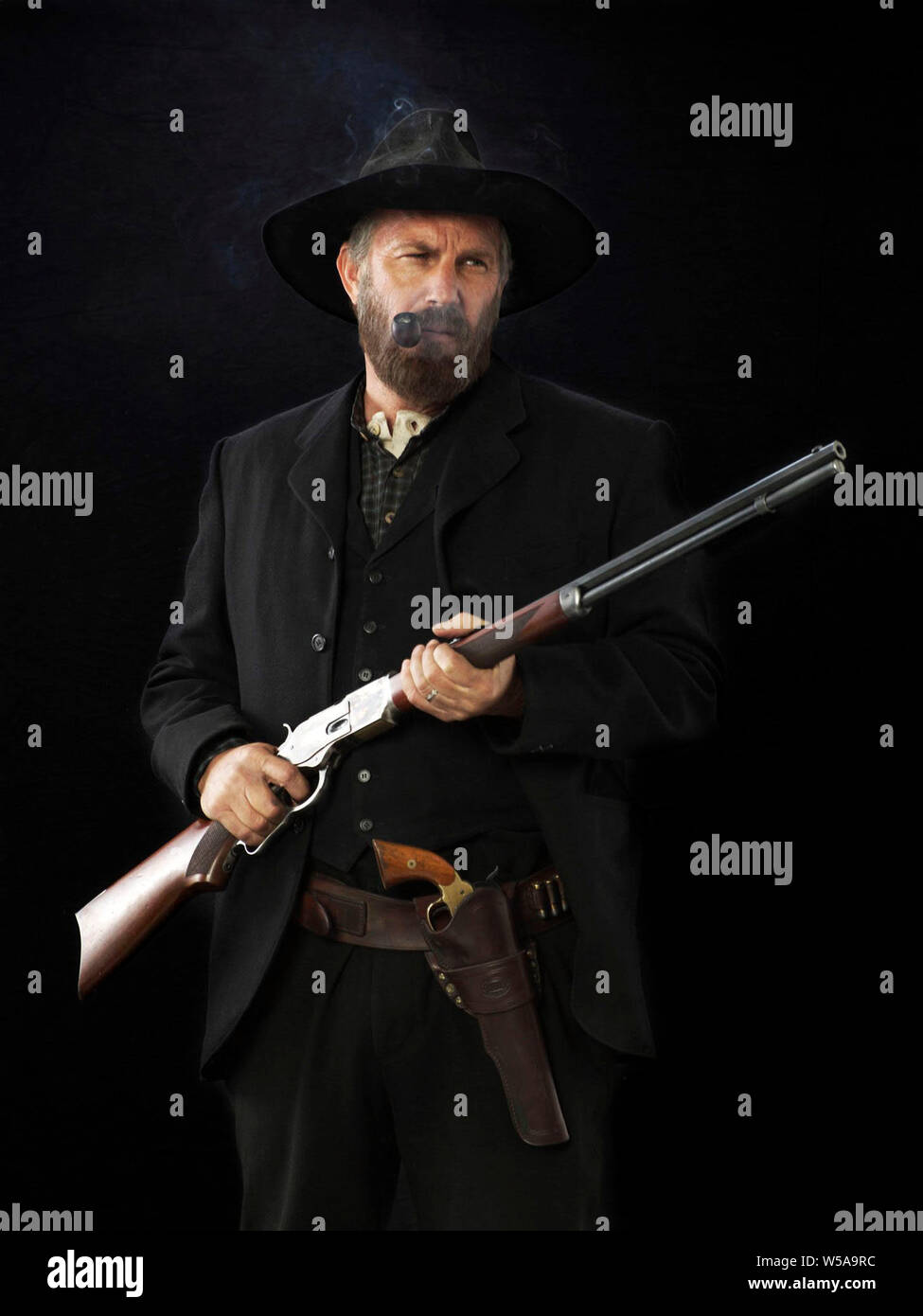 KEVIN COSTNER in HATFIELDS & MCCOYS (2012), directed by KEVIN REYNOLDS ...