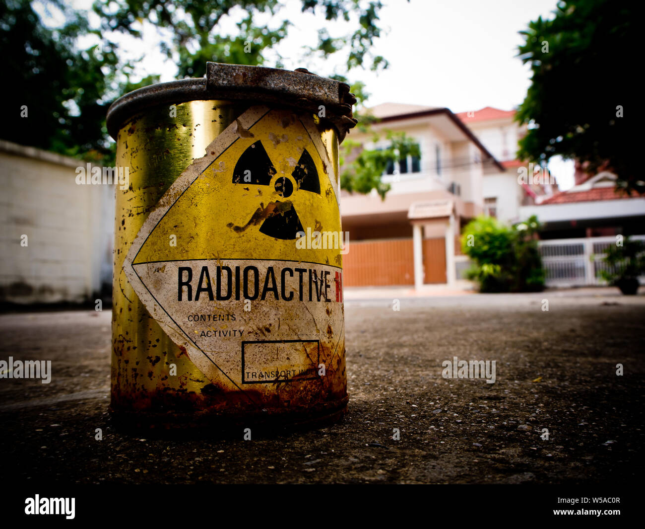 Hazardous waste symbol hi-res stock photography and images - Alamy