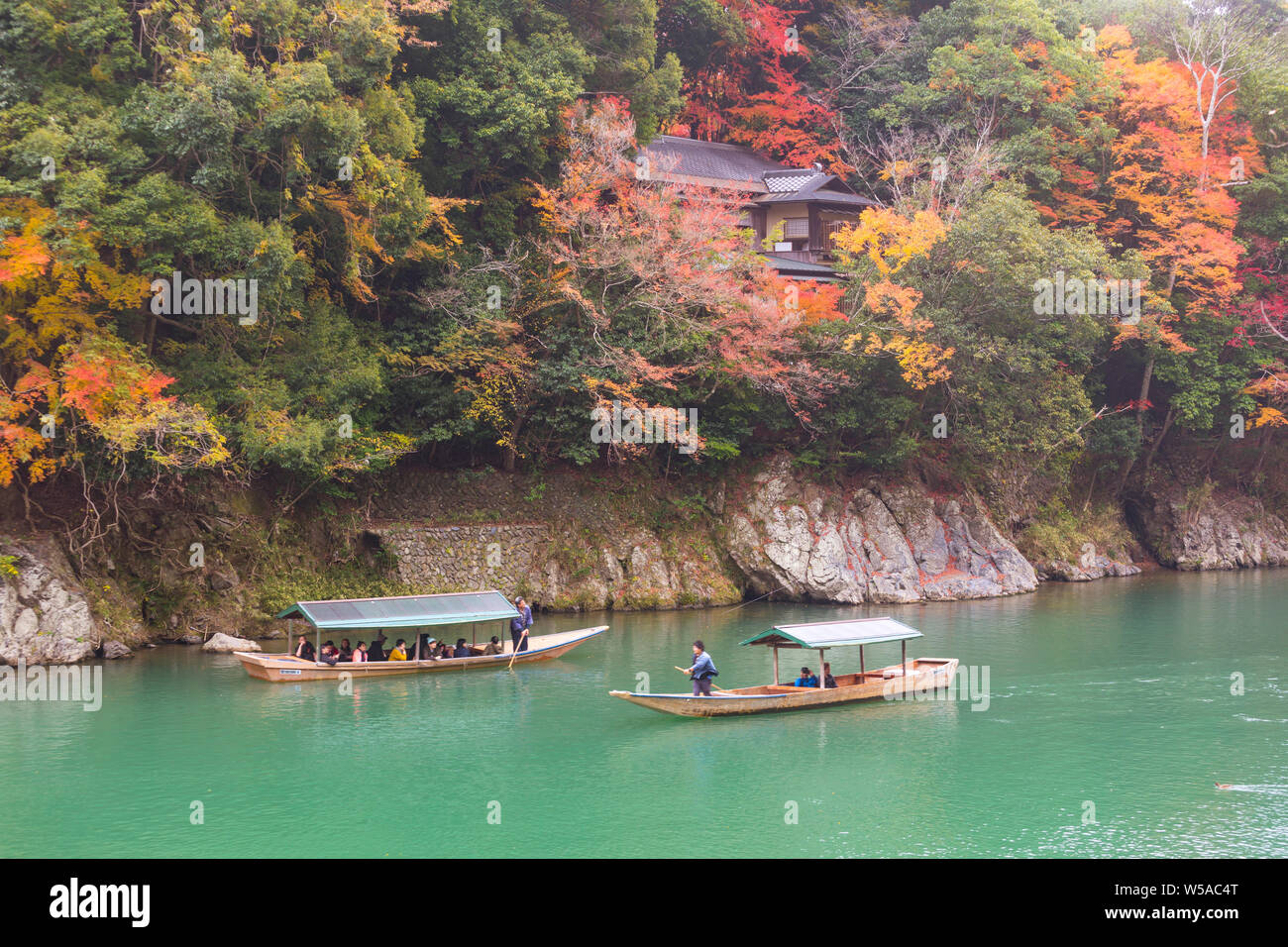 Japanese boat hi-res stock photography and images - Alamy