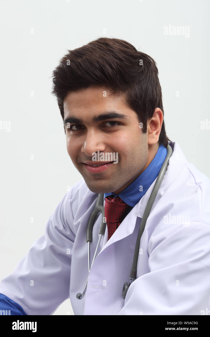 Portrait of an Indian male doctor Stock Photo - Alamy