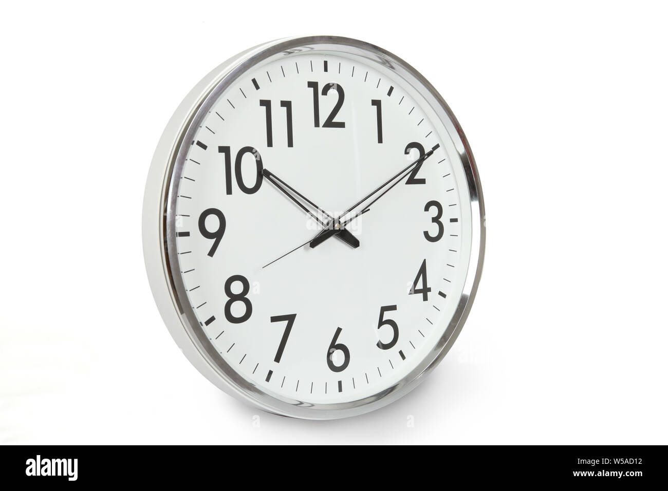 Plain white clock face hi-res stock photography and images - Alamy