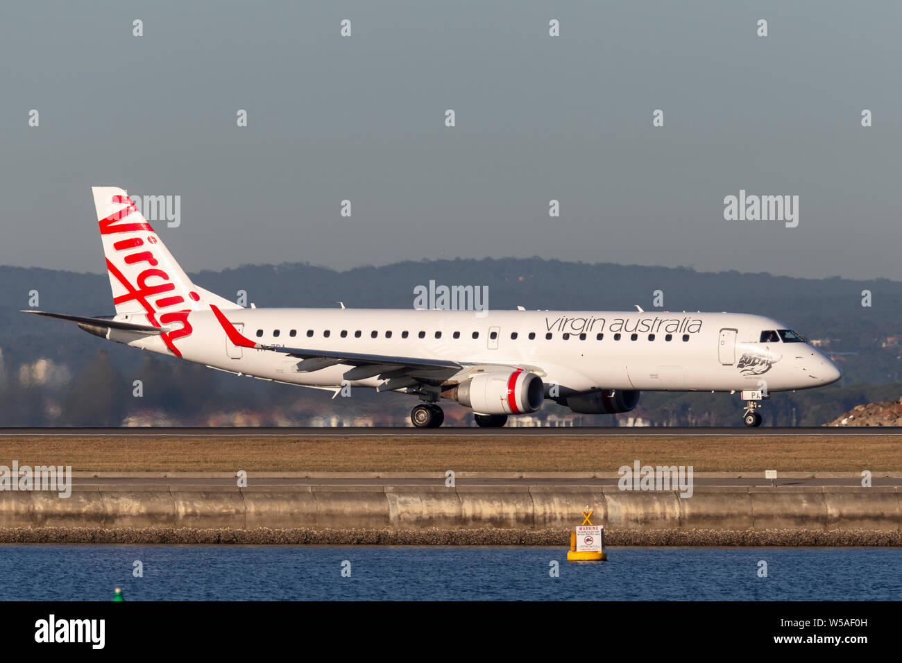 Virgin Australia Airlines Embraer E-190 twin engine regional jet ...