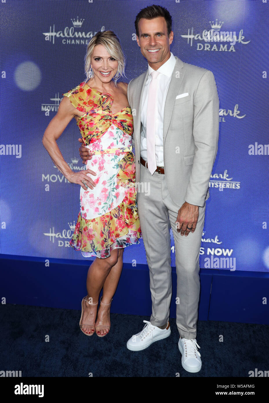 BEVERLY HILLS, LOS ANGELES, CALIFORNIA, USA - JULY 26: Debbie ...