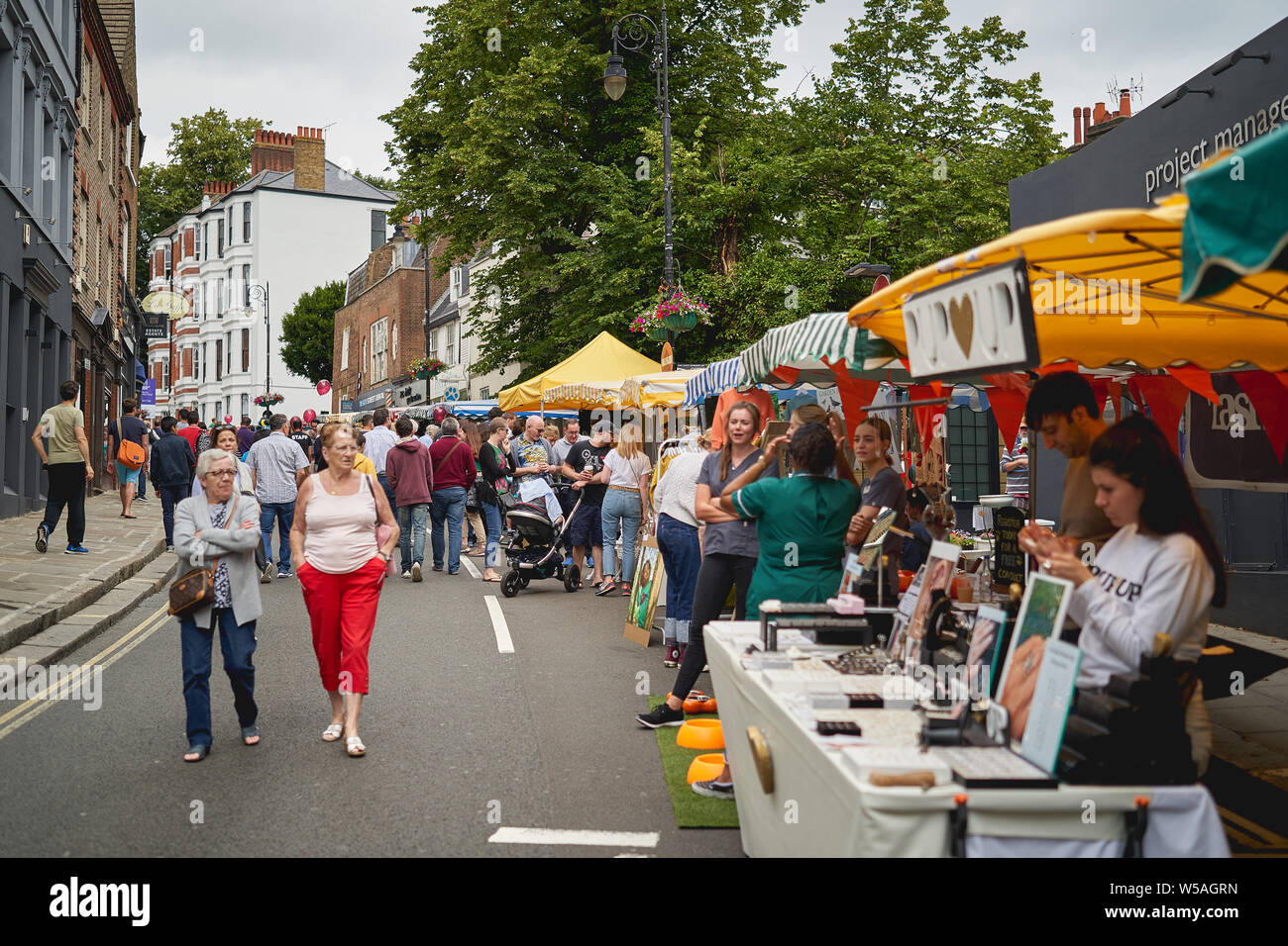 Pretty hampstead street hi-res stock photography and images - Alamy