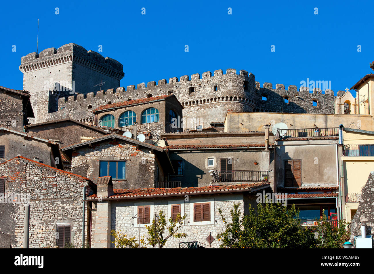 Caetani castle stands out among the houses in Sermoneta, Latina, Lazio ...