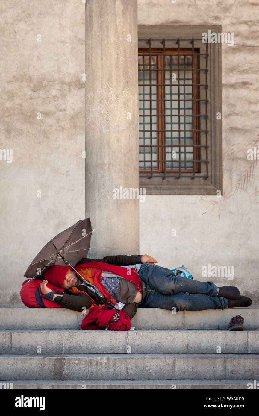 Barefoot homeless hi-res stock photography and images - Alamy