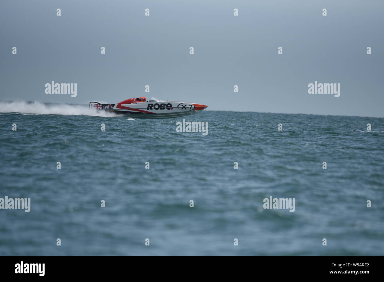 Powerboat Racing at the UKOPRA Poole 100 2019 powerboat racing in the ...