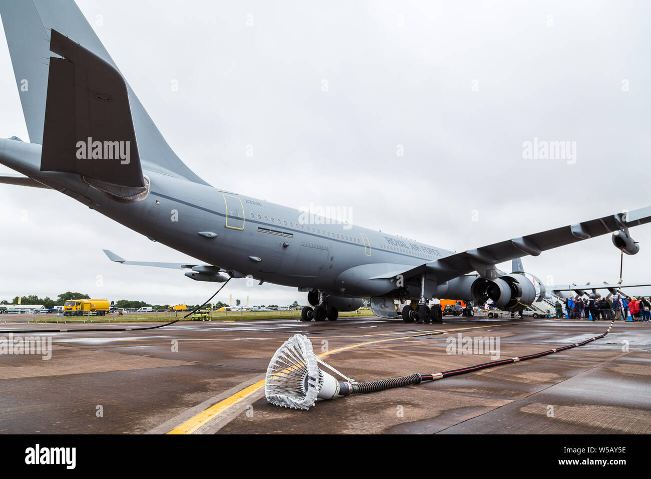 Raf voyager tanker aircraft hi-res stock photography and images - Alamy
