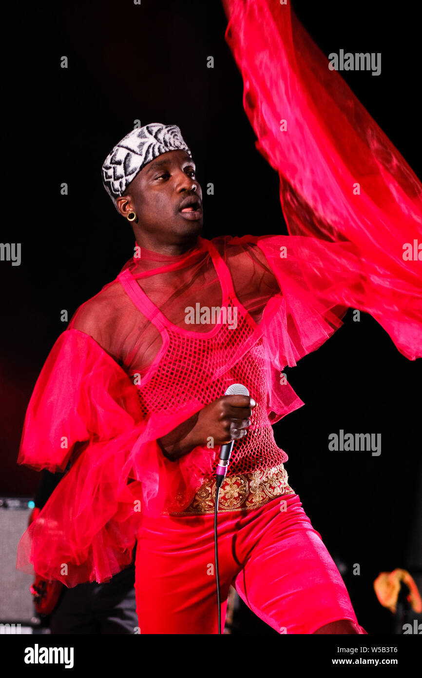 South african singer hi-res stock photography and images - Alamy