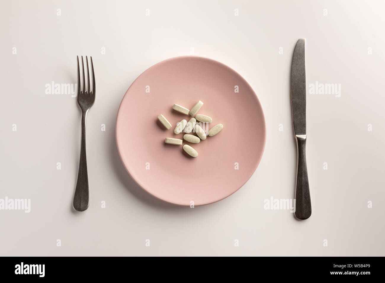 Vitamin supplements flat lay hi-res stock photography and images - Alamy