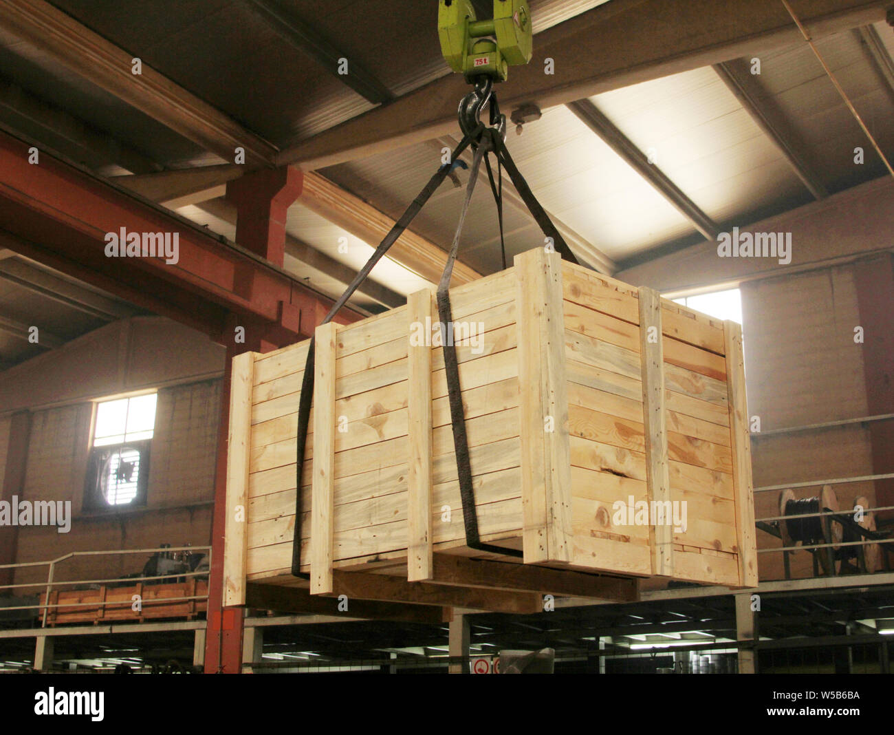 large wooden shipping box Stock Photo - Alamy