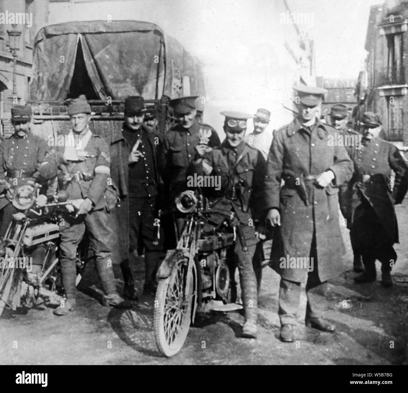 Military dispatch motorcycle hi-res stock photography and images - Alamy