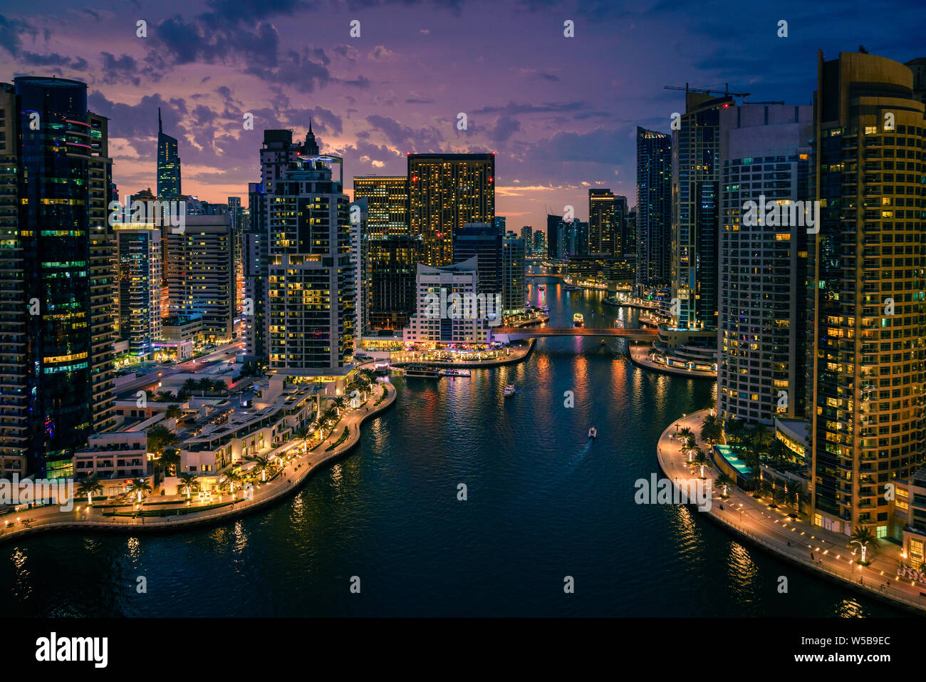 Dubai marina night skyline hi-res stock photography and images - Alamy