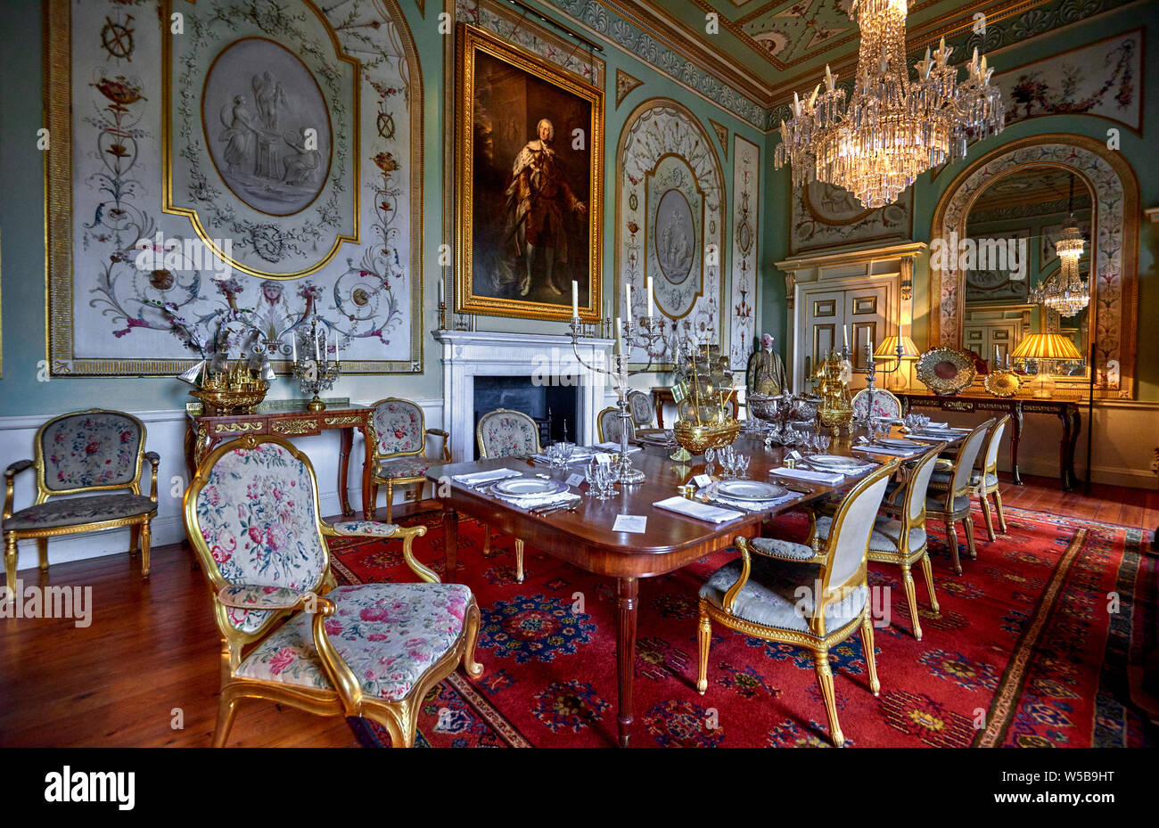 Inveraray Castle (INVC Stock Photo - Alamy
