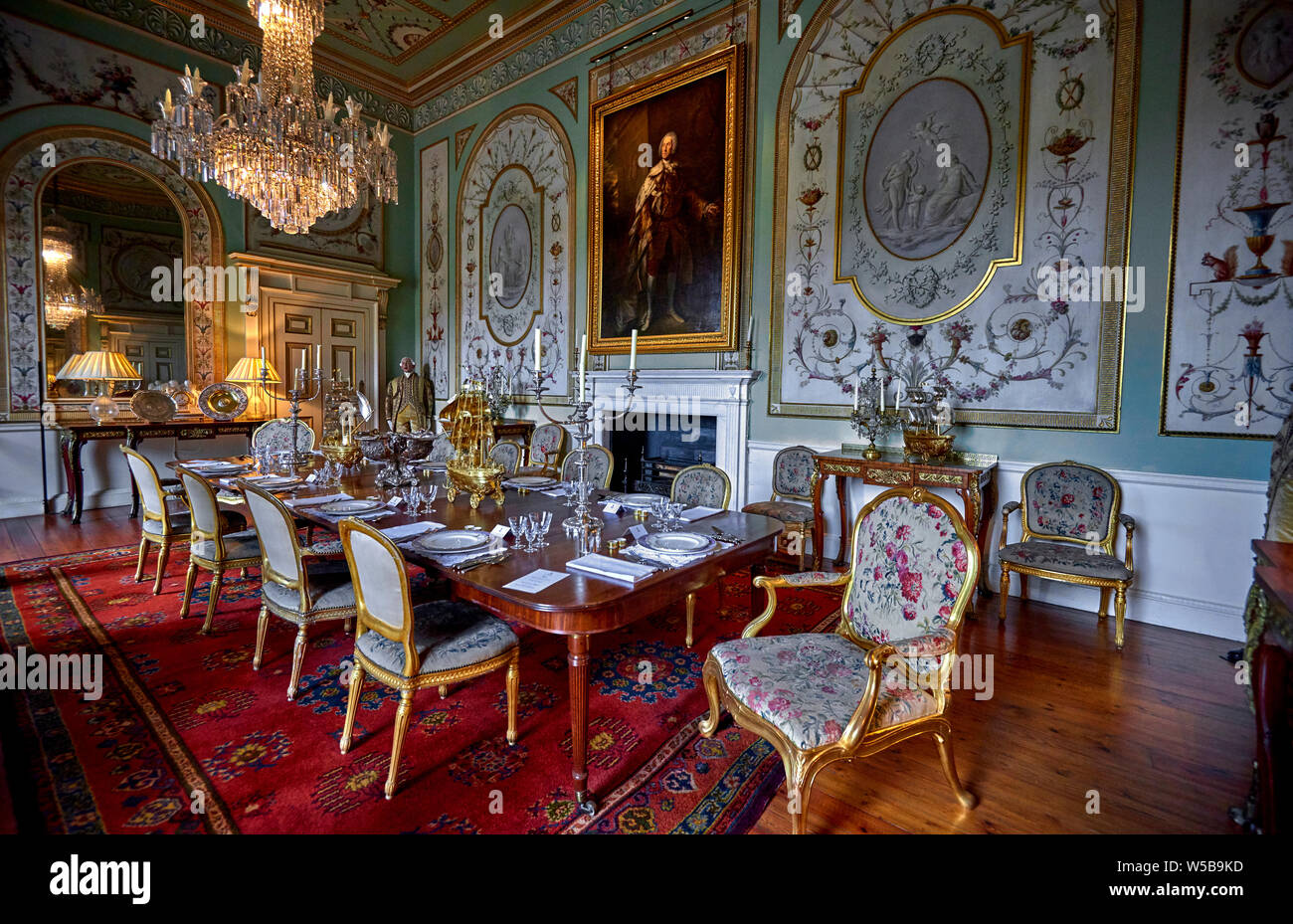 Inveraray Castle (INVC Stock Photo - Alamy