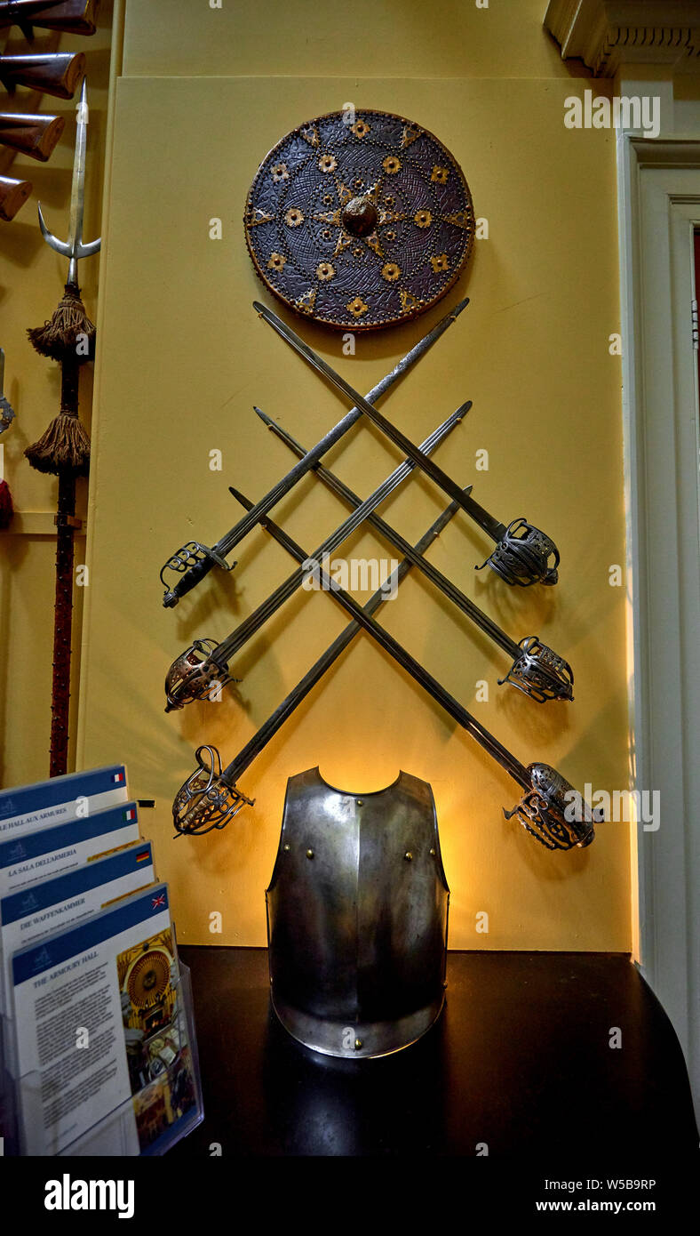 Inveraray Castle (INVC Stock Photo - Alamy