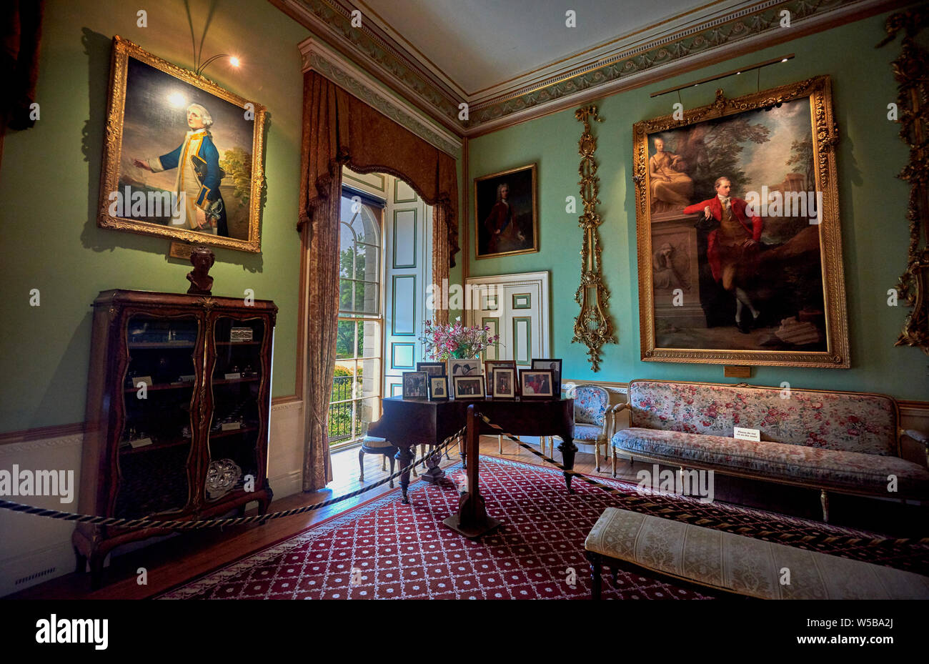 Inveraray Castle (INVC Stock Photo - Alamy