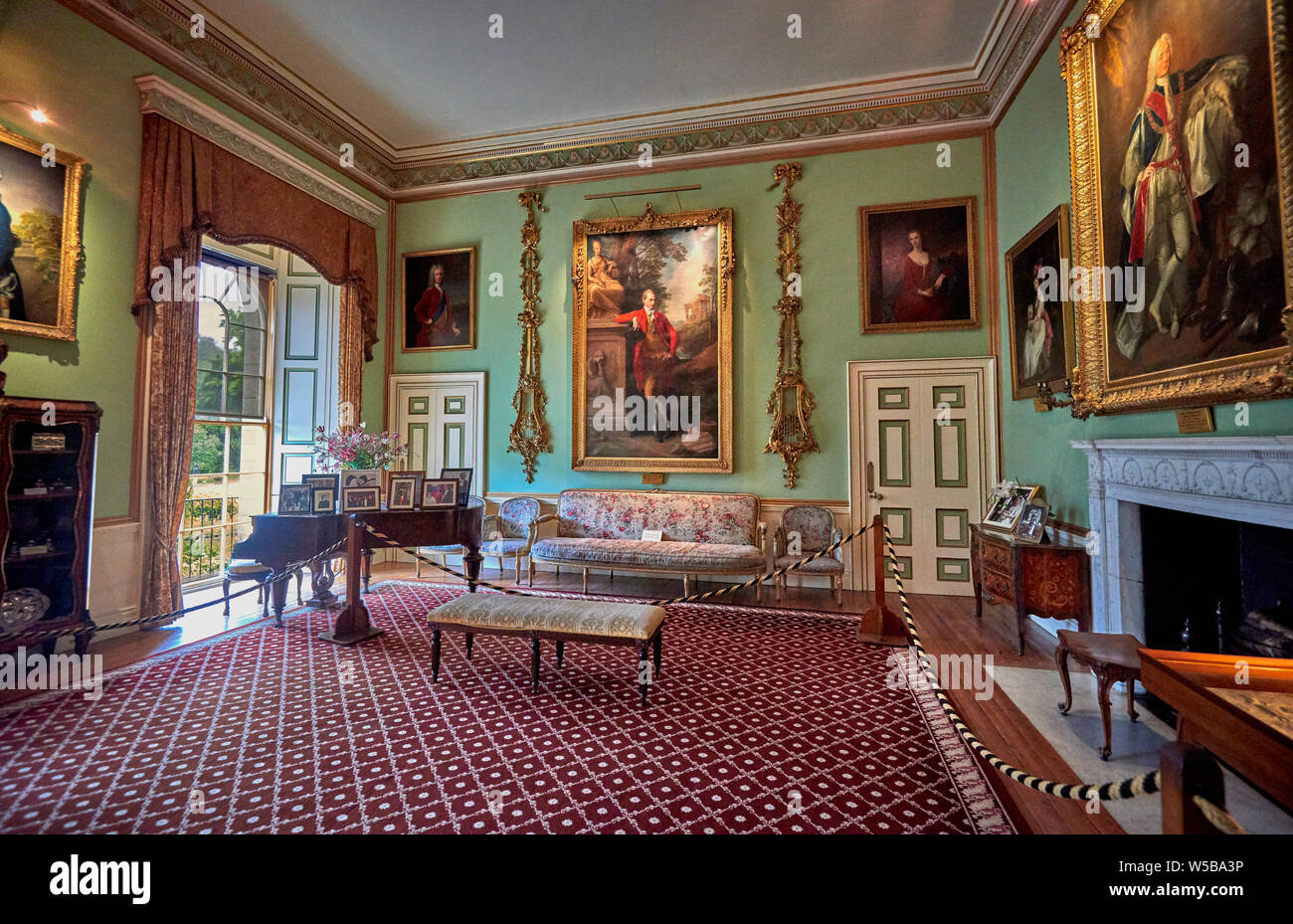 Inveraray Castle (INVC Stock Photo - Alamy