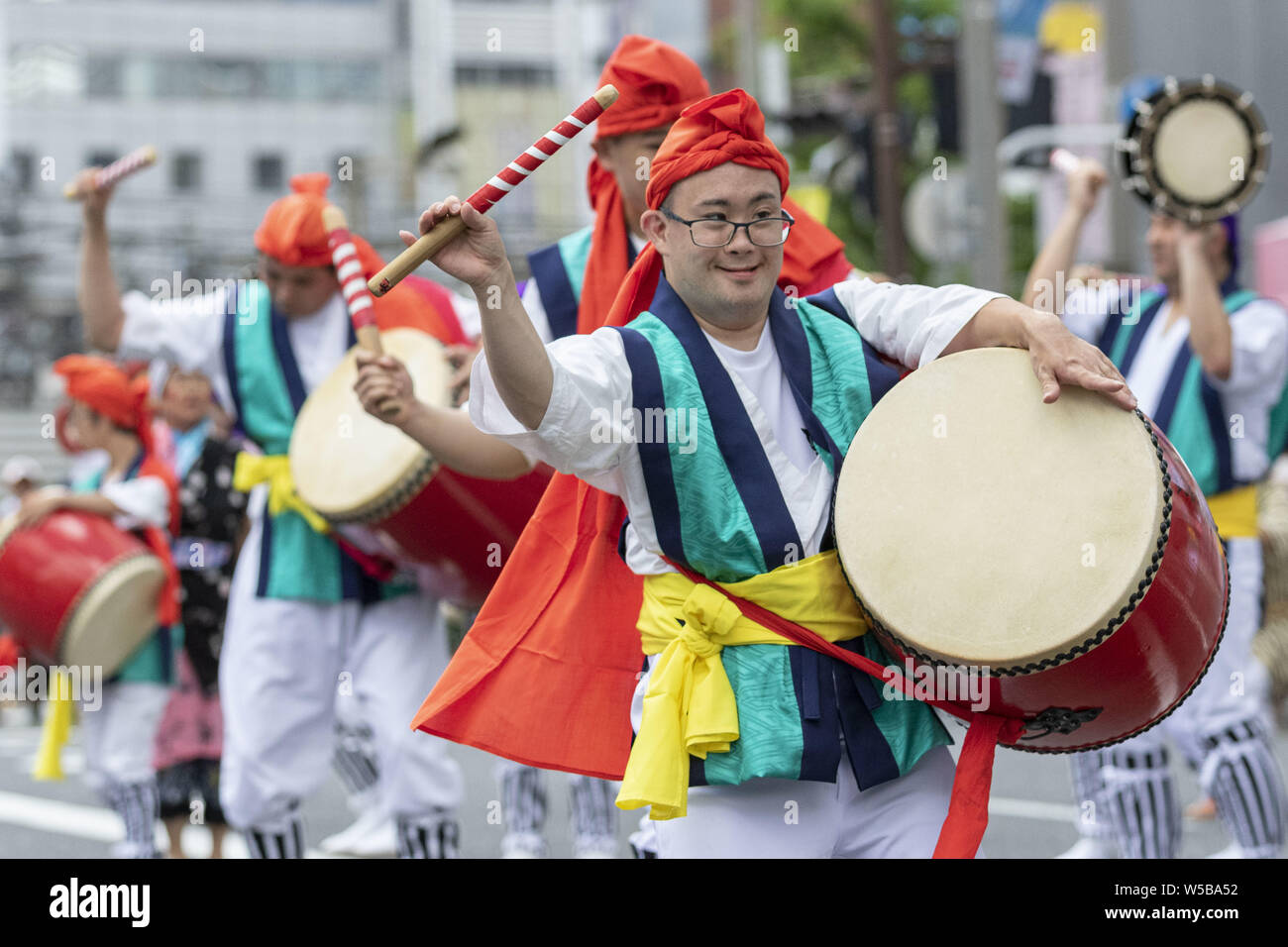 Okinawa eisa dance hi-res stock photography and images - Alamy