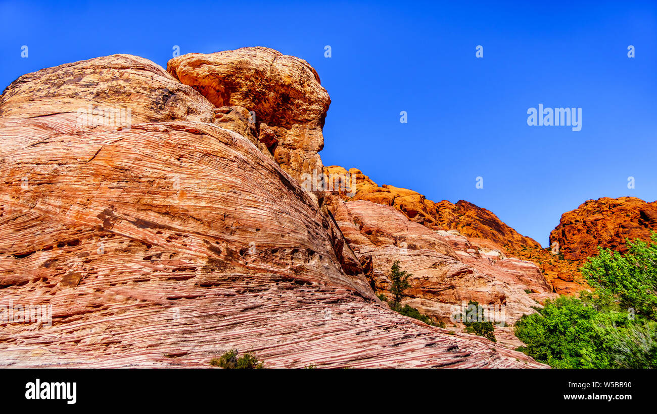Layered sandstone hi-res stock photography and images - Alamy