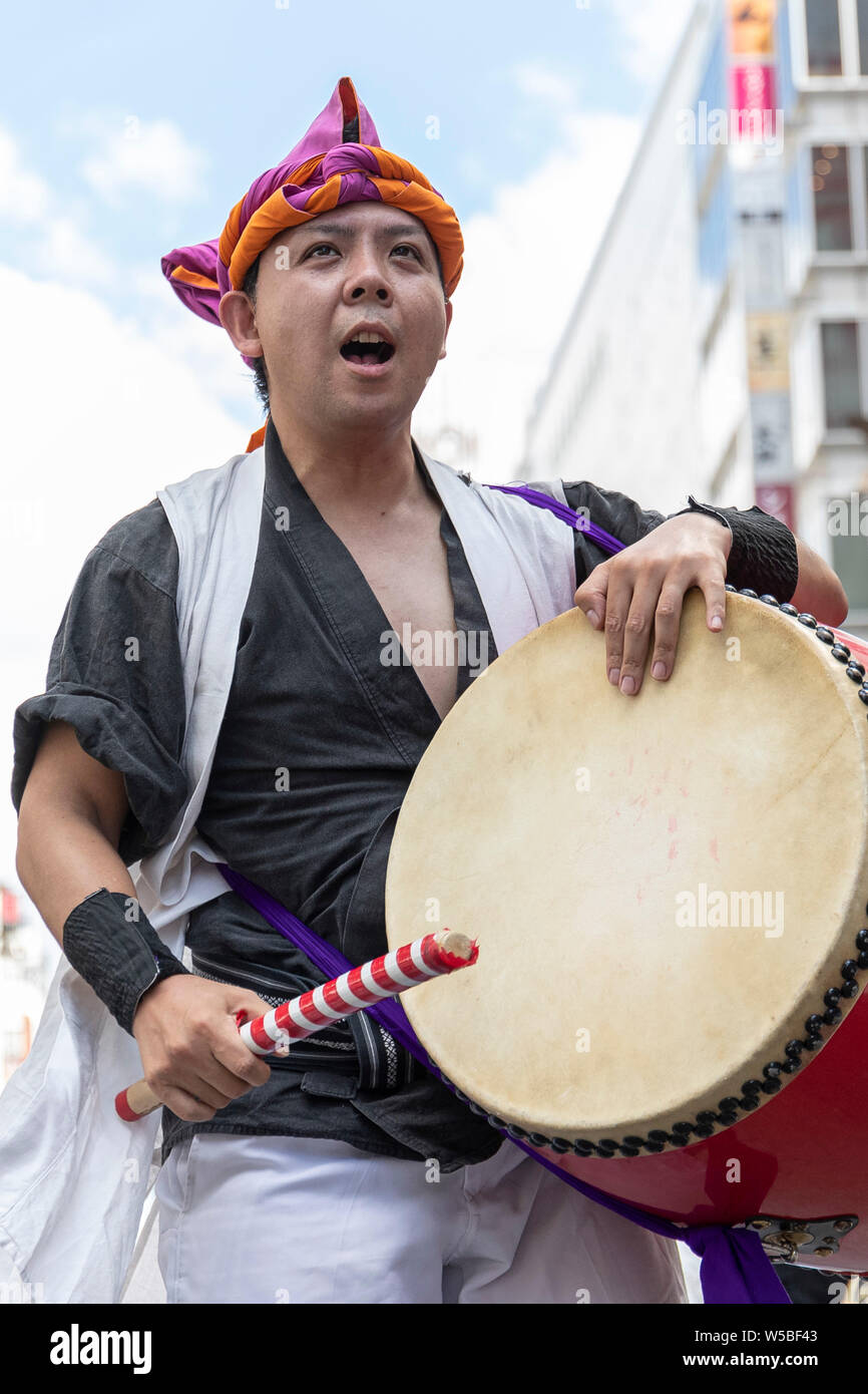 Eisa dance festival okinawa hi-res stock photography and images - Alamy