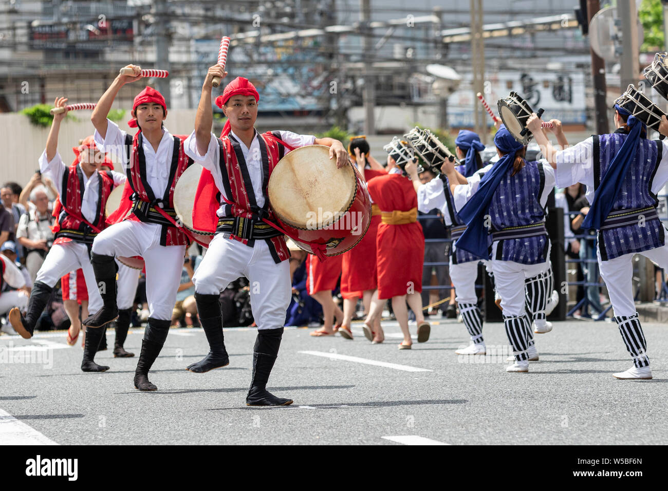 Okinawa eisa dance hi-res stock photography and images - Alamy