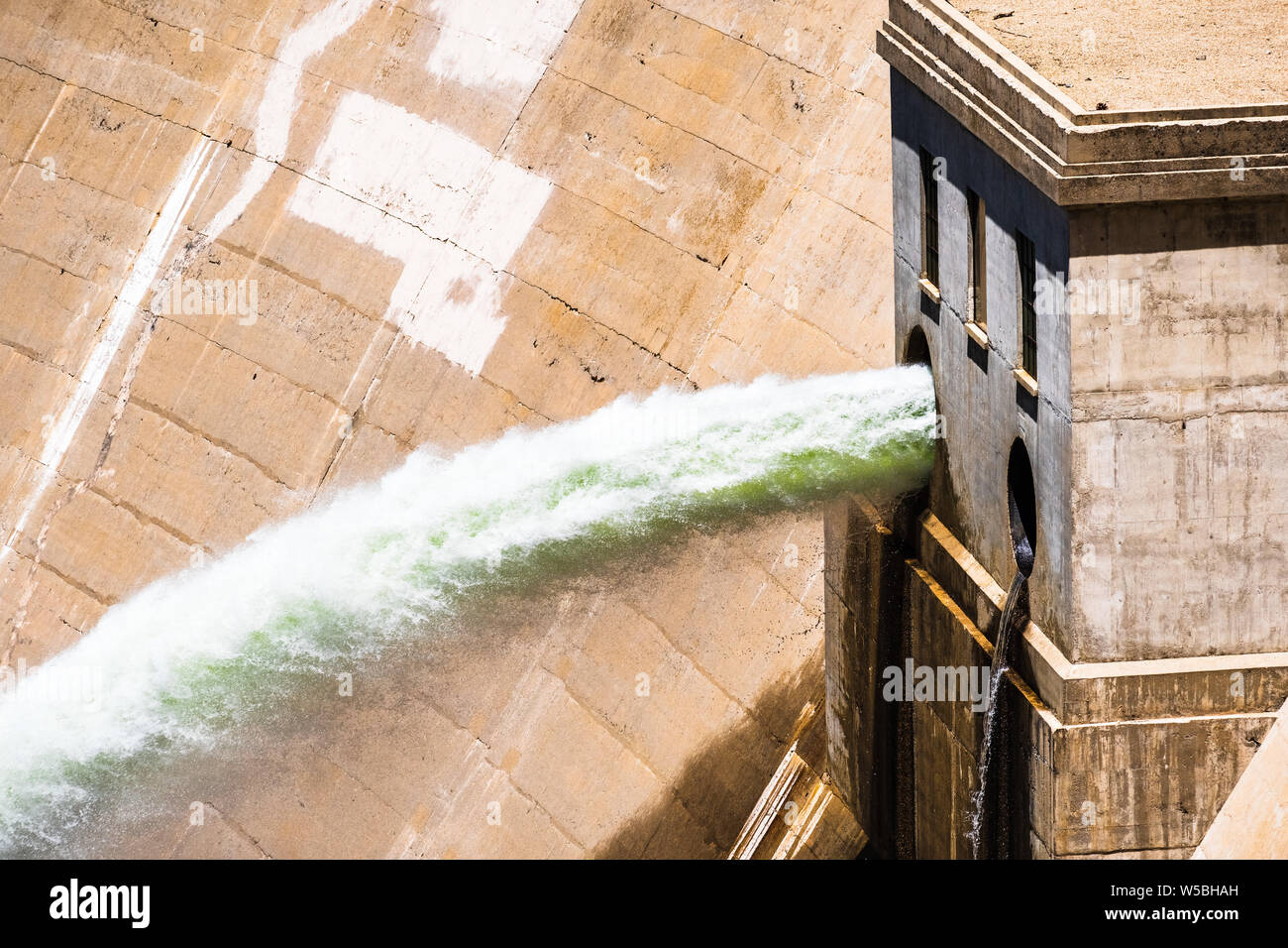 Powerful Water Jets High Resolution Stock Photography and Images - Alamy