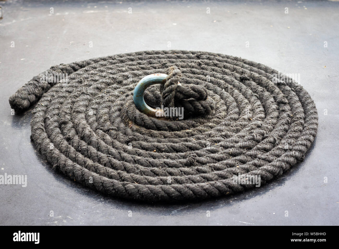 Black rope hi-res stock photography and images - Alamy