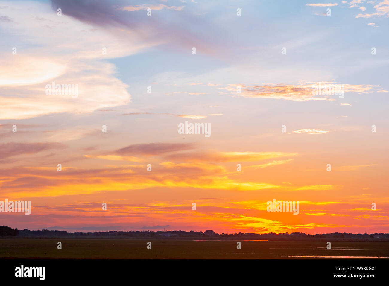 Sky and cloud at sunset with sunset light effects background. clouds ...
