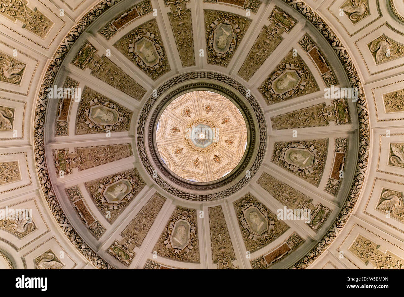 Interior architectural view of The Natural History Museum Vienna Stock ...