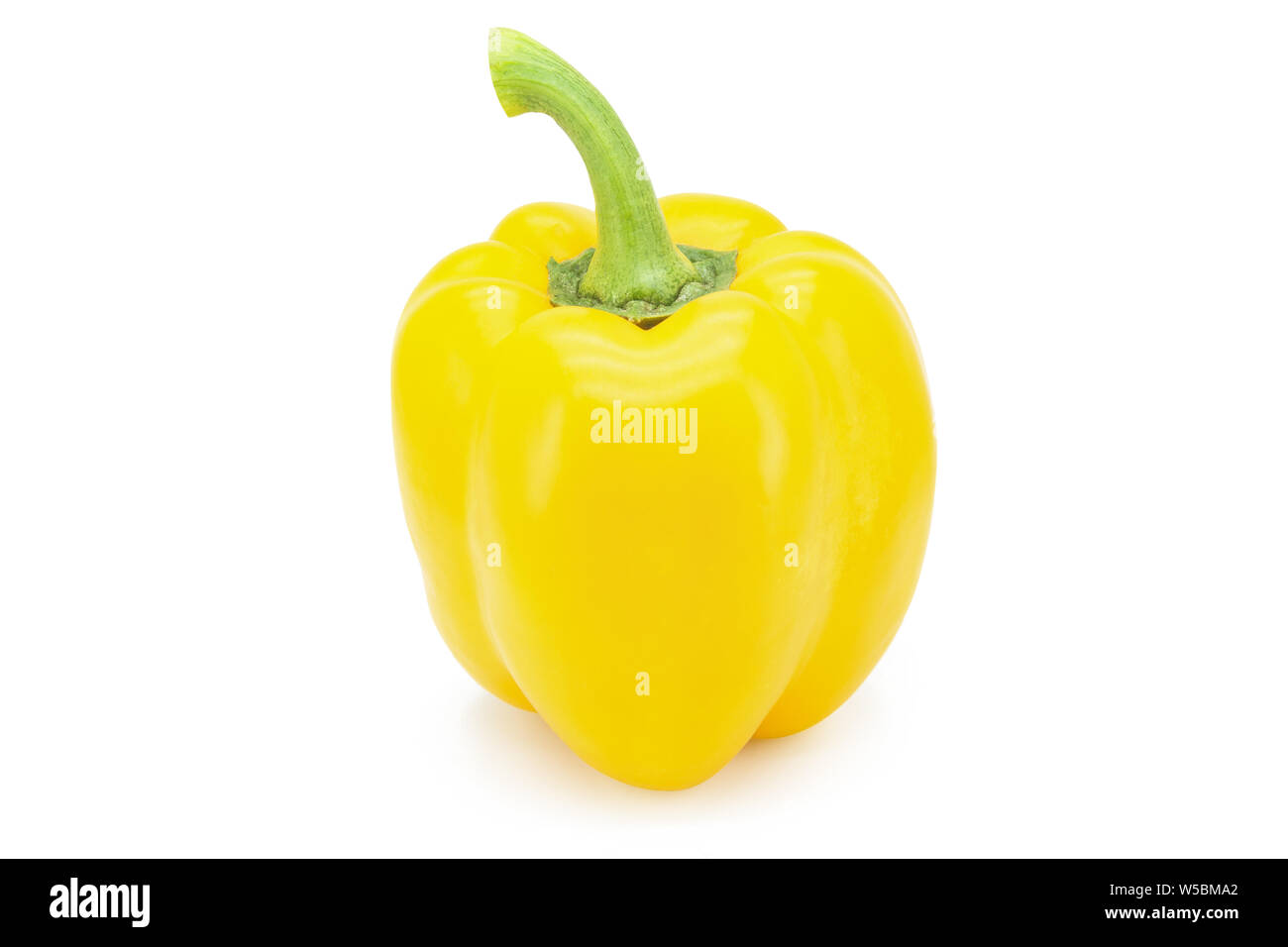 Yellow bell pepper or Sweet pepper or Capcicum isolated on white ...