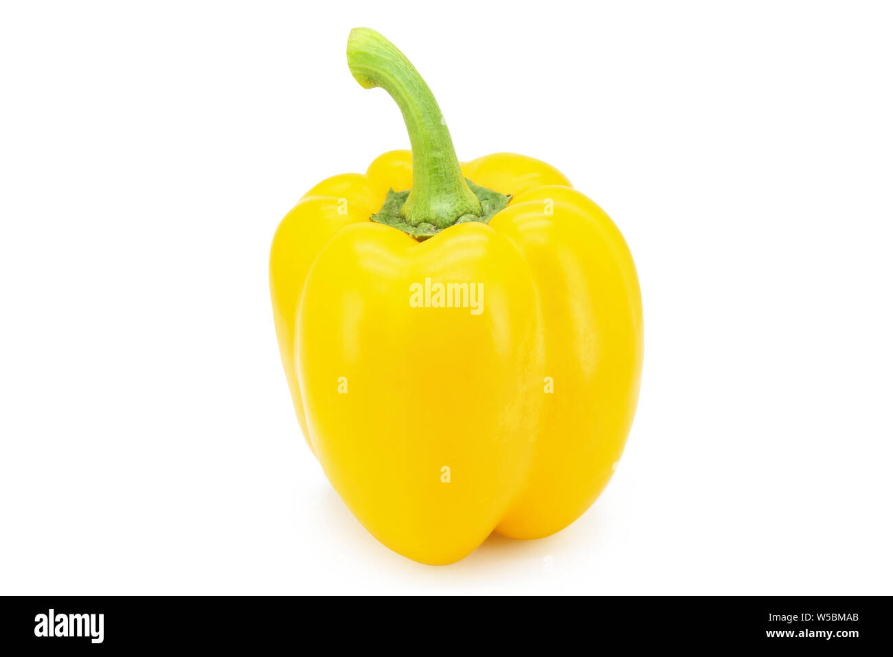 Yellow bell pepper or Sweet pepper or Capcicum isolated on white ...