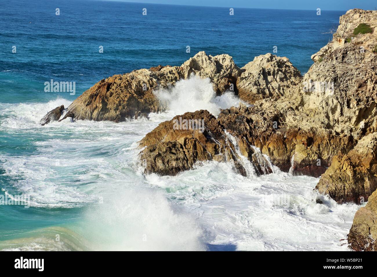 Salt outcrop hi-res stock photography and images - Alamy